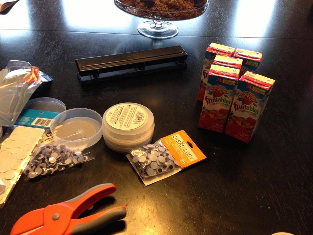 Halloween Treat Buckets & Mummy Juice Boxes - Subscription Box Ramblings